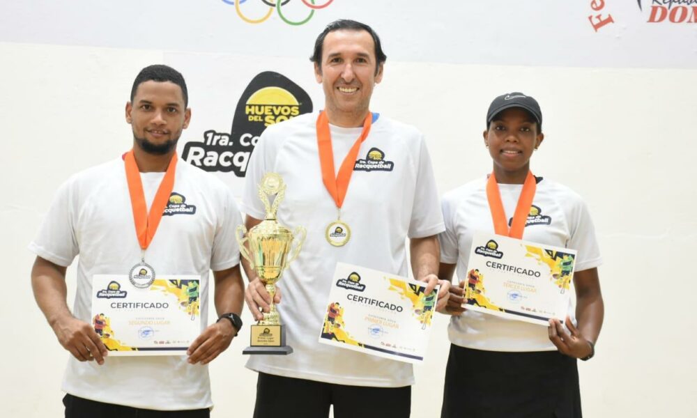 Monroy, De León y Delgado ganan primera Copa Rácquetbol - Pio Deportes