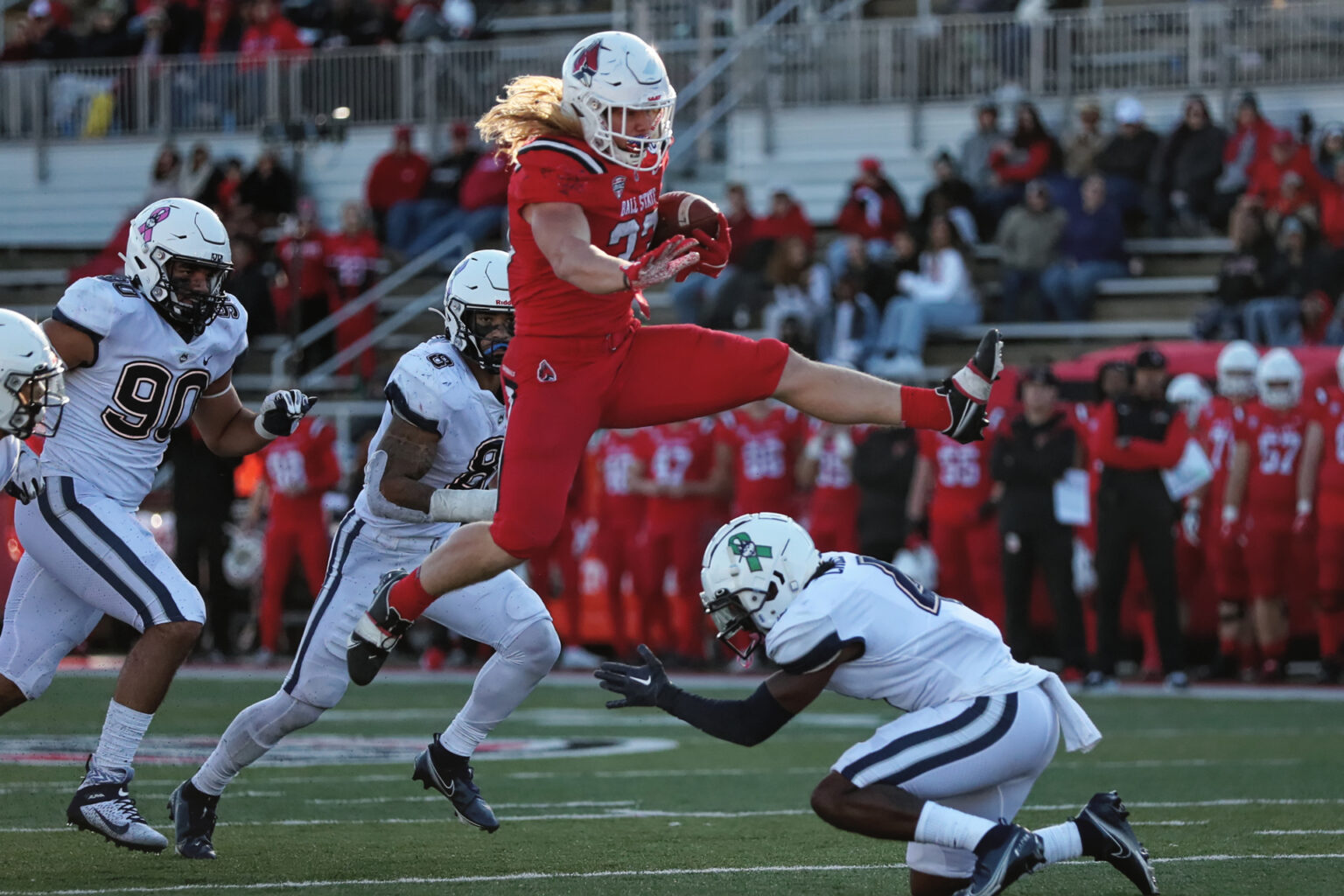 Carson Steele se transfiere a UCLA - Pio Deportes